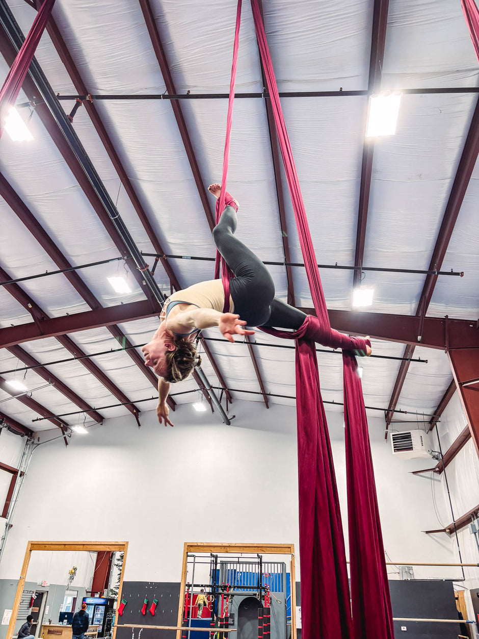 Aerial Open Gym - explore the world of Aerial Silks, Lyra and Straps ...